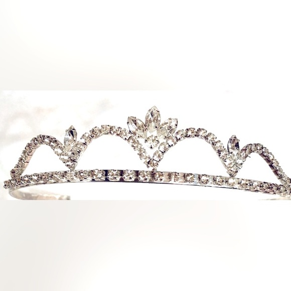 Claire's | Accessories | Claires Tiara Silver Rhinestone Princess Tiara ...